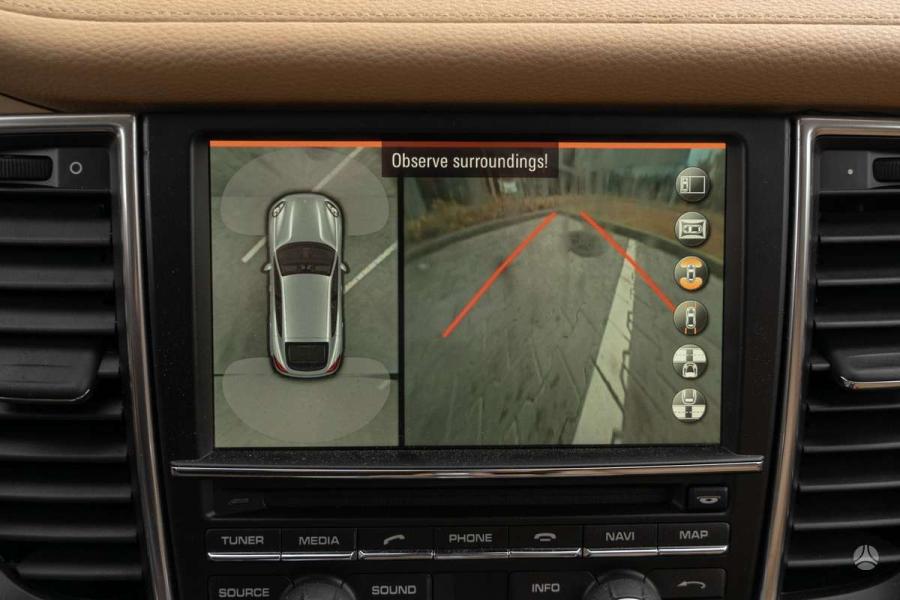 Sarkans Porsche Panamera 2014 Viļņa, ar dzinēja tilpumu 3.00 L un nobraukumu 104 tūkst. km par 23500 €, foto 30 vietnē AUTOMOTO.COM.LV