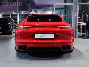 Red Porsche Panamera 2022 in Riga, with an engine capacity of 4.00 L and mileage of 60 thousand km for 86900 €, photo 6 on AUTOMOTO.COM.LV