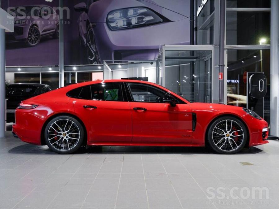 Red Porsche Panamera 2022 in Riga, with an engine capacity of 4.00 L and mileage of 60 thousand km for 86900 €, photo 7 on AUTOMOTO.COM.LV