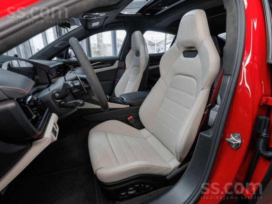 Sarkans Porsche Panamera 2026 Rīga, ar dzinēja tilpumu 4.00 L un nobraukumu 3 tūkst. km par 175900 €, foto 6 vietnē AUTOMOTO.COM.LV