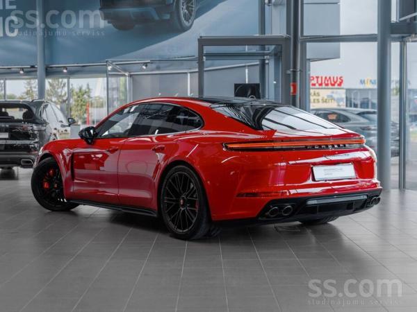 Red Porsche Panamera 2026 in Riga, with an engine capacity of 4.00 L and mileage of 3 thousand km for 175900 €, photo 10 on AUTOMOTO.COM.LV