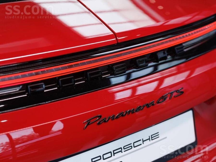 Sarkans Porsche Panamera 2026 Rīga, ar dzinēja tilpumu 4.00 L un nobraukumu 3 tūkst. km par 175900 €, foto 12 vietnē AUTOMOTO.COM.LV