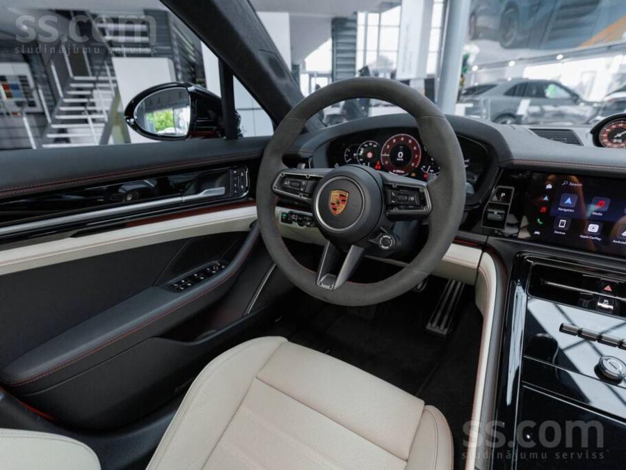 Sarkans Porsche Panamera 2026 Rīga, ar dzinēja tilpumu 4.00 L un nobraukumu 3 tūkst. km par 175900 €, foto 20 vietnē AUTOMOTO.COM.LV
