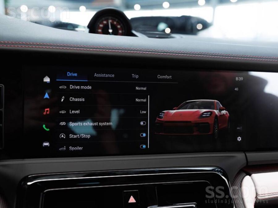 Sarkans Porsche Panamera 2026 Rīga, ar dzinēja tilpumu 4.00 L un nobraukumu 3 tūkst. km par 175900 €, foto 32 vietnē AUTOMOTO.COM.LV