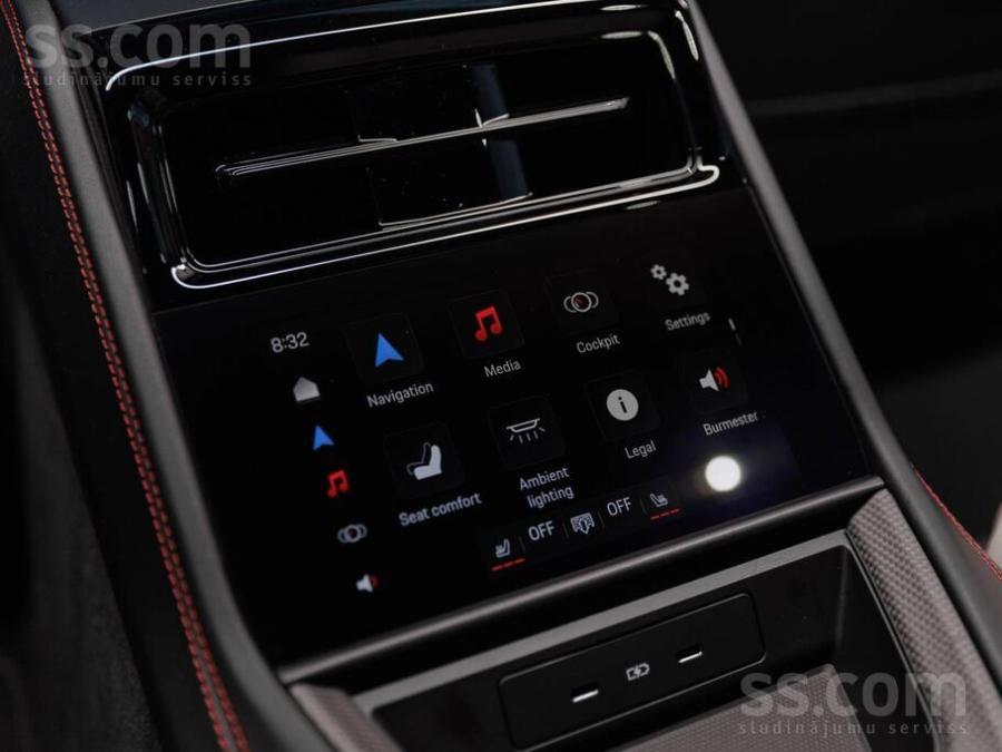 Sarkans Porsche Panamera 2026 Rīga, ar dzinēja tilpumu 4.00 L un nobraukumu 3 tūkst. km par 175900 €, foto 36 vietnē AUTOMOTO.COM.LV