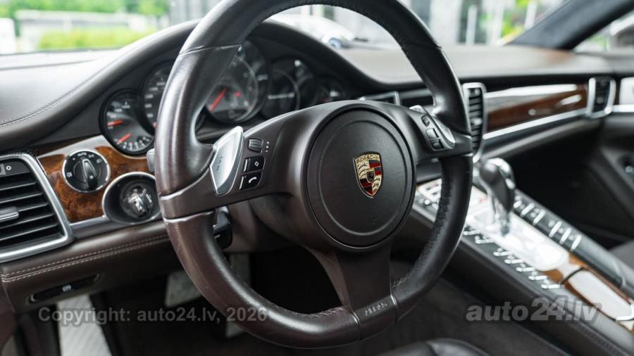 Porsche Panamera 2010 Tallina, ar dzinēja tilpumu 4.80 L un nobraukumu 88 tūkst. km par 38900 €, foto 18 vietnē AUTOMOTO.COM.LV