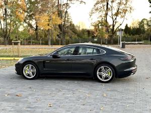 Porsche Panamera 2018 in Kaunas, with an engine capacity of 2.89 L and mileage of 113 thousand km for 49999 €, photo 6 on AUTOMOTO.COM.LV