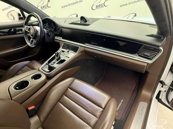 Porsche Panamera 2018 in Vilnius, with an engine capacity of 4.00 L and mileage of 168 thousand km for 54900 €, photo 4 on AUTOMOTO.COM.LV