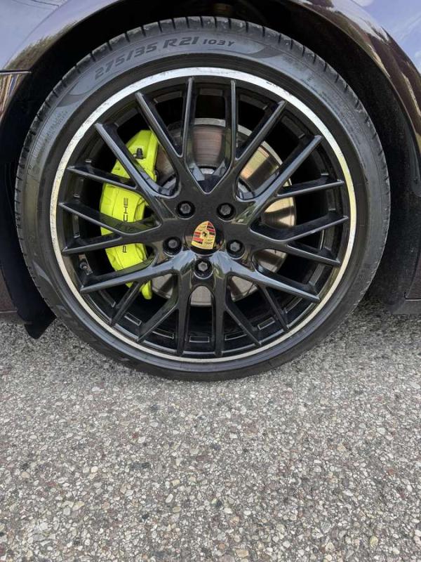 Violets Porsche Panamera 2017 Alīta, ar dzinēja tilpumu 2.89 L un nobraukumu 194 tūkst. km par 42900 €, foto 5 vietnē AUTOMOTO.COM.LV