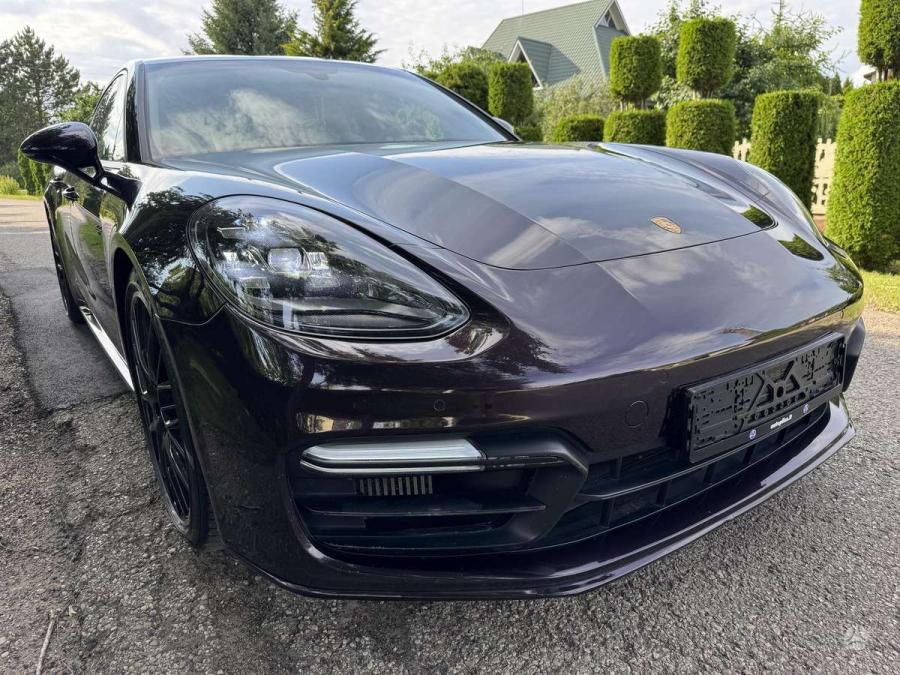 Violets Porsche Panamera 2017 Alīta, ar dzinēja tilpumu 2.89 L un nobraukumu 194 tūkst. km par 42900 €, foto 15 vietnē AUTOMOTO.COM.LV