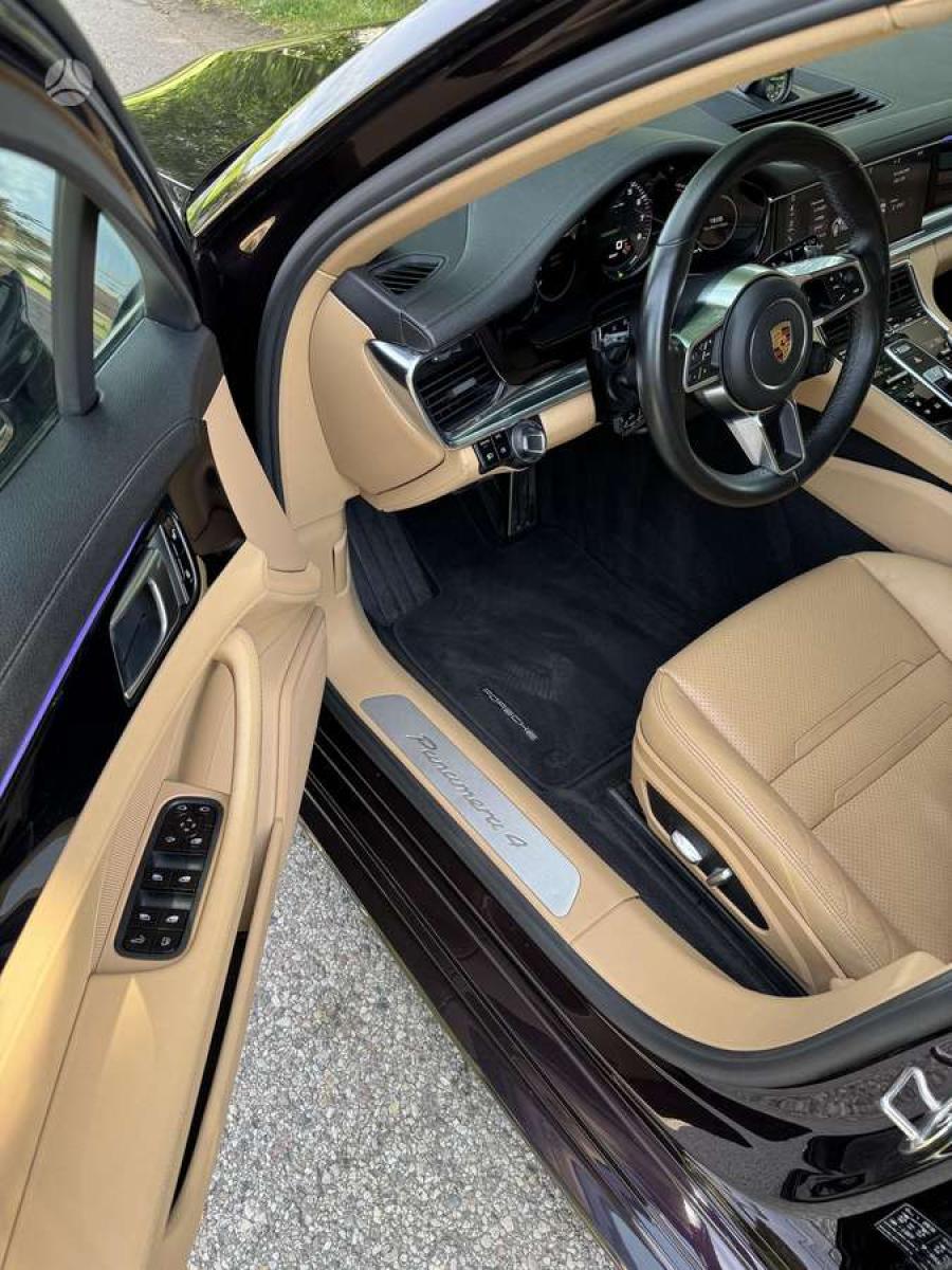 Violets Porsche Panamera 2017 Alīta, ar dzinēja tilpumu 2.89 L un nobraukumu 194 tūkst. km par 42900 €, foto 16 vietnē AUTOMOTO.COM.LV