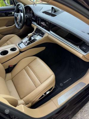 Violets Porsche Panamera 2017 Alīta, ar dzinēja tilpumu 2.89 L un nobraukumu 194 tūkst. km par 42900 €, foto 17 vietnē AUTOMOTO.COM.LV
