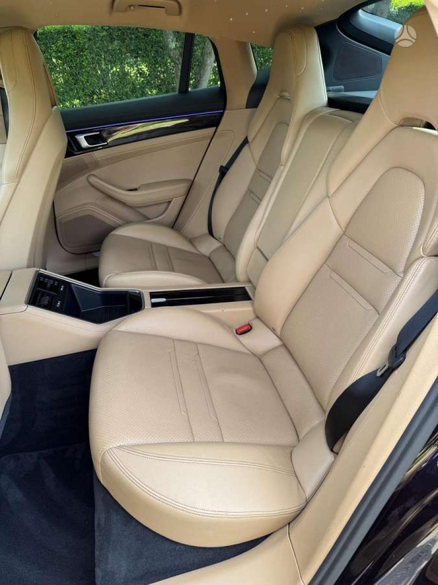 Violets Porsche Panamera 2017 Alīta, ar dzinēja tilpumu 2.89 L un nobraukumu 194 tūkst. km par 42900 €, foto 18 vietnē AUTOMOTO.COM.LV