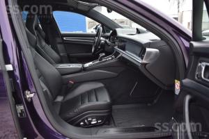 Violet Porsche Panamera 2019 in Riga, with an engine capacity of 4.00 L and mileage of 58 thousand km for 76900 €, photo 14 on AUTOMOTO.COM.LV