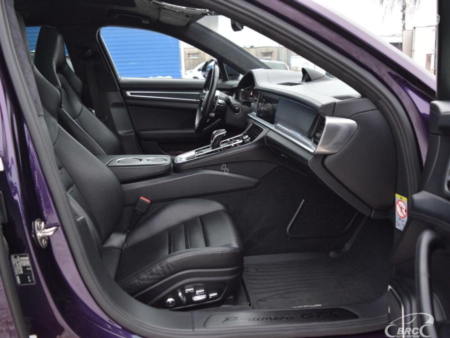 Violet Porsche Panamera 2019 in Riga, with an engine capacity of 4.00 L and mileage of 58 thousand km for 76900 €, photo 14 on AUTOMOTO.COM.LV
