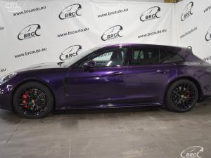 Violet Porsche Panamera 2019 in Riga, with an engine capacity of 4.00 L and mileage of 58 thousand km for 76900 €, photo 32 on AUTOMOTO.COM.LV