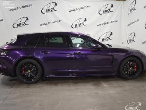 Violet Porsche Panamera 2019 in Riga, with an engine capacity of 4.00 L and mileage of 58 thousand km for 76900 €, photo 33 on AUTOMOTO.COM.LV