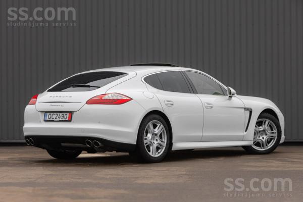 Balts Porsche Panamera 2010 Jelgava, ar dzinēja tilpumu 4.80 L un nobraukumu 130 tūkst. km par 13500 €, foto 6 vietnē AUTOMOTO.COM.LV