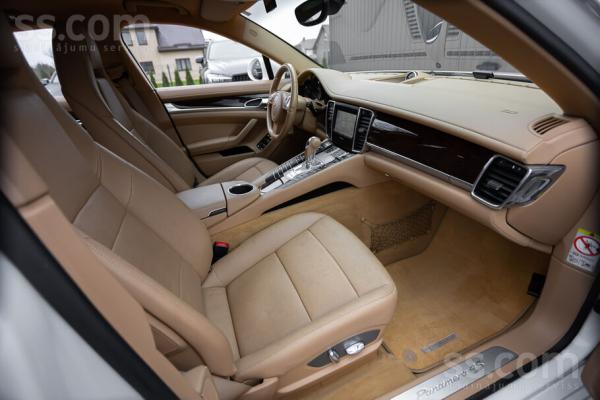 Balts Porsche Panamera 2010 Jelgava, ar dzinēja tilpumu 4.80 L un nobraukumu 130 tūkst. km par 13500 €, foto 8 vietnē AUTOMOTO.COM.LV