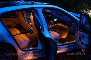 Balts Porsche Panamera 2010 Tallina, ar dzinēja tilpumu 4.80 L un nobraukumu 259 tūkst. km par 14900 €, foto 15 vietnē AUTOMOTO.COM.LV