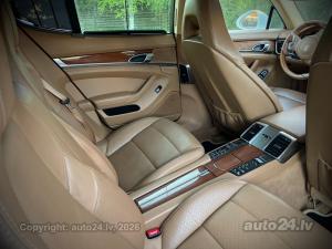Белый Порше Панамера 2010 в Таллин, объемом двигателя 4.80 л и пробегом 126 тыс. км за 15900 €, фото 7 на AUTOMOTO.COM.LV