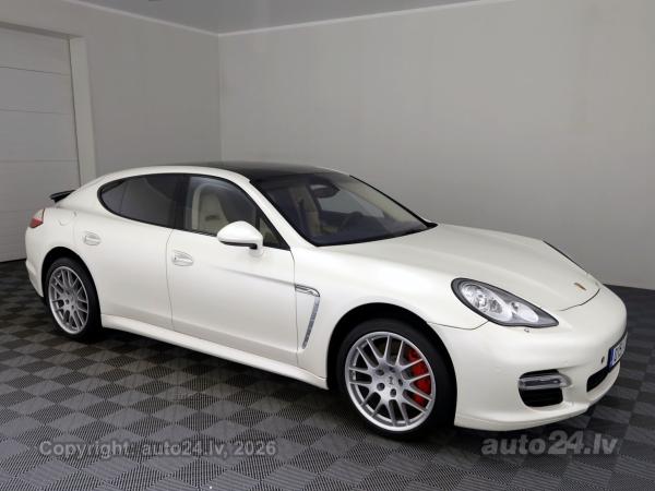 Белый Порше Панамера 2010 в Таллин, объемом двигателя 4.80 л и пробегом 251 тыс. км за 8999 €, фото 1 на AUTOMOTO.COM.LV