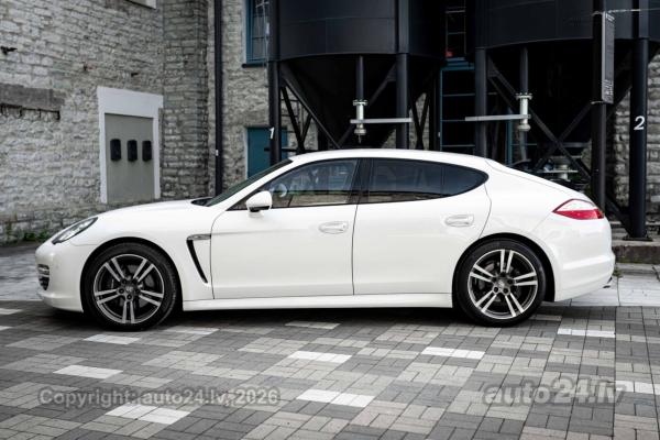 Balts Porsche Panamera 2011 Tallina, ar dzinēja tilpumu 3.60 L un nobraukumu 172 tūkst. km par 22000 €, foto 3 vietnē AUTOMOTO.COM.LV