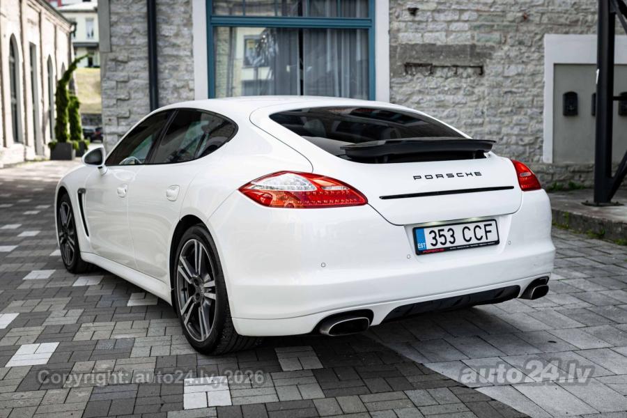 Balts Porsche Panamera 2011 Tallina, ar dzinēja tilpumu 3.60 L un nobraukumu 172 tūkst. km par 22000 €, foto 5 vietnē AUTOMOTO.COM.LV