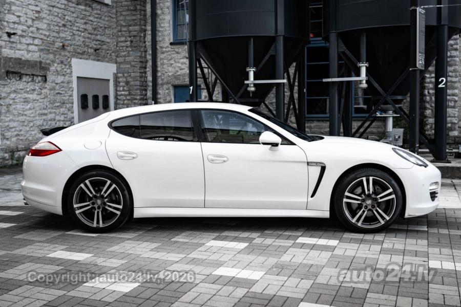 Balts Porsche Panamera 2011 Tallina, ar dzinēja tilpumu 3.60 L un nobraukumu 172 tūkst. km par 22000 €, foto 8 vietnē AUTOMOTO.COM.LV