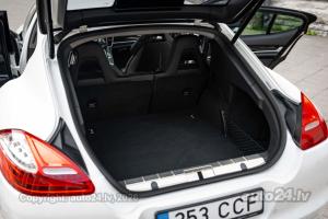 Balts Porsche Panamera 2011 Tallina, ar dzinēja tilpumu 3.60 L un nobraukumu 172 tūkst. km par 22000 €, foto 13 vietnē AUTOMOTO.COM.LV