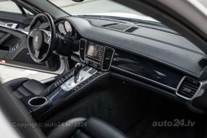 Balts Porsche Panamera 2011 Tallina, ar dzinēja tilpumu 3.60 L un nobraukumu 172 tūkst. km par 22000 €, foto 16 vietnē AUTOMOTO.COM.LV