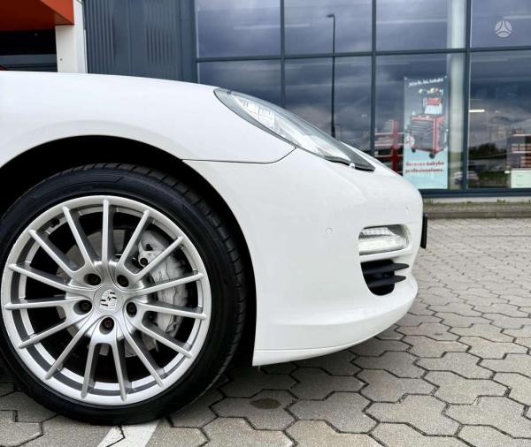 Balts Porsche Panamera 2011 Viļņa, ar dzinēja tilpumu 2.97 L un nobraukumu 215 tūkst. km par 11990 €, foto 10 vietnē AUTOMOTO.COM.LV