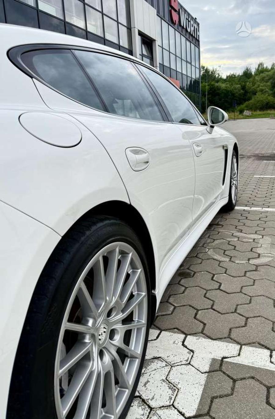 Balts Porsche Panamera 2011 Viļņa, ar dzinēja tilpumu 2.97 L un nobraukumu 215 tūkst. km par 11990 €, foto 14 vietnē AUTOMOTO.COM.LV