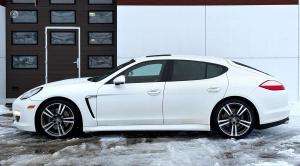 Balts Porsche Panamera 2012 Viļņa, ar dzinēja tilpumu 3.61 L un nobraukumu 220 tūkst. km par 15950 €, foto 2 vietnē AUTOMOTO.COM.LV