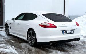 Balts Porsche Panamera 2012 Viļņa, ar dzinēja tilpumu 3.61 L un nobraukumu 220 tūkst. km par 15950 €, foto 3 vietnē AUTOMOTO.COM.LV