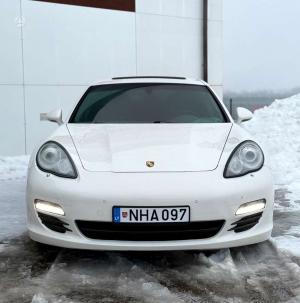 Balts Porsche Panamera 2012 Viļņa, ar dzinēja tilpumu 3.61 L un nobraukumu 220 tūkst. km par 15950 €, foto 8 vietnē AUTOMOTO.COM.LV