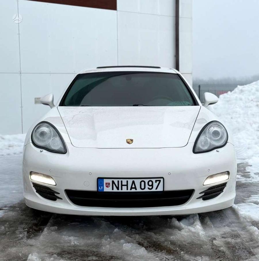 Balts Porsche Panamera 2012 Viļņa, ar dzinēja tilpumu 3.61 L un nobraukumu 220 tūkst. km par 15950 €, foto 8 vietnē AUTOMOTO.COM.LV