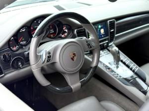 Balts Porsche Panamera 2012 Viļņa, ar dzinēja tilpumu 3.61 L un nobraukumu 220 tūkst. km par 15950 €, foto 11 vietnē AUTOMOTO.COM.LV