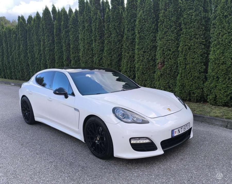 Balts Porsche Panamera 2012 Kauņa, ar dzinēja tilpumu 3.61 L un nobraukumu 156 tūkst. km par 16500 €, foto 1 vietnē AUTOMOTO.COM.LV