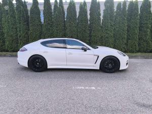 Balts Porsche Panamera 2012 Kauņa, ar dzinēja tilpumu 3.61 L un nobraukumu 156 tūkst. km par 16500 €, foto 9 vietnē AUTOMOTO.COM.LV