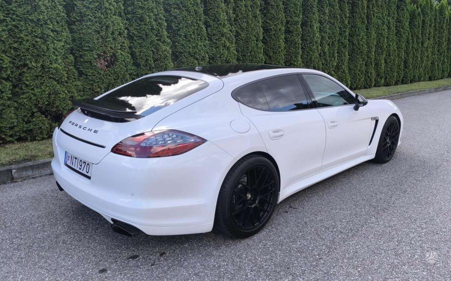 Balts Porsche Panamera 2012 Kauņa, ar dzinēja tilpumu 3.61 L un nobraukumu 156 tūkst. km par 16500 €, foto 11 vietnē AUTOMOTO.COM.LV
