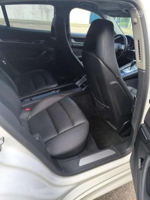 Balts Porsche Panamera 2012 Kauņa, ar dzinēja tilpumu 3.61 L un nobraukumu 156 tūkst. km par 16500 €, foto 15 vietnē AUTOMOTO.COM.LV