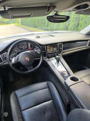 Balts Porsche Panamera 2012 Kauņa, ar dzinēja tilpumu 3.61 L un nobraukumu 156 tūkst. km par 16500 €, foto 16 vietnē AUTOMOTO.COM.LV