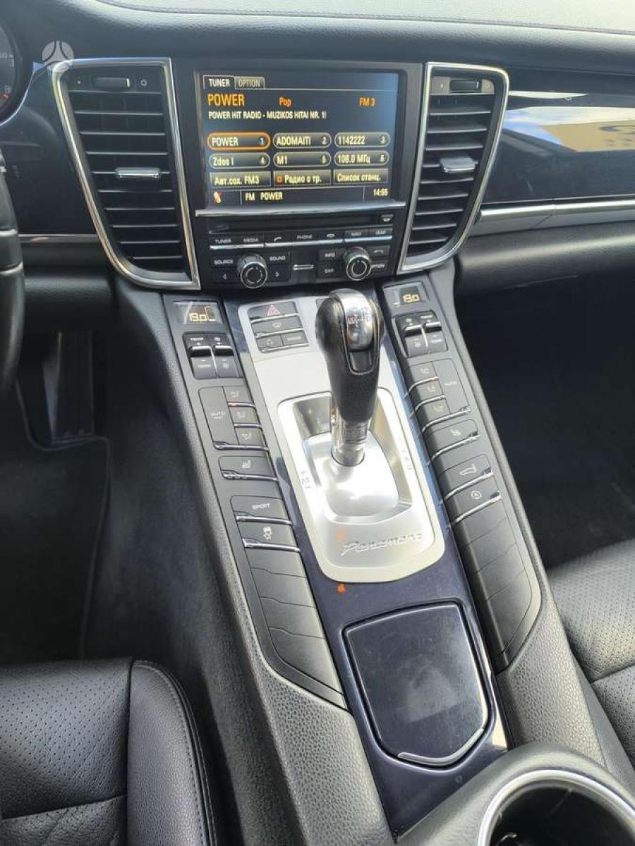 Balts Porsche Panamera 2012 Kauņa, ar dzinēja tilpumu 3.61 L un nobraukumu 156 tūkst. km par 16500 €, foto 18 vietnē AUTOMOTO.COM.LV