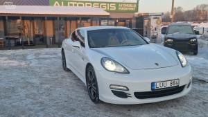 White Porsche Panamera 2013 in Kretinga, with an engine capacity of 4.80 L and mileage of 162 thousand km for 20999 €, photo 3 on AUTOMOTO.COM.LV