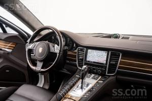 Balts Porsche Panamera 2013 Tallina, ar dzinēja tilpumu 3.00 L un nobraukumu 132 tūkst. km par 29999 €, foto 15 vietnē AUTOMOTO.COM.LV