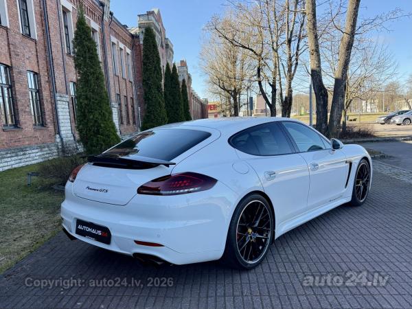 White Porsche Panamera 2014 in Tallinn, with an engine capacity of 4.80 L and mileage of 47 thousand km for 42900 €, photo 3 on AUTOMOTO.COM.LV