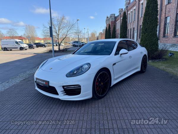 White Porsche Panamera 2014 in Tallinn, with an engine capacity of 4.80 L and mileage of 47 thousand km for 42900 €, photo 7 on AUTOMOTO.COM.LV