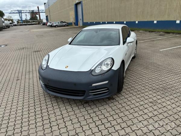 Balts Porsche Panamera 2014 Rīga, ar dzinēja tilpumu 3.00 L un nobraukumu 201 tūkst. km par 17600 €, foto 2 vietnē AUTOMOTO.COM.LV
