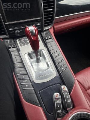 Balts Porsche Panamera 2014 Rīga, ar dzinēja tilpumu 3.00 L un nobraukumu 201 tūkst. km par 17600 €, foto 9 vietnē AUTOMOTO.COM.LV